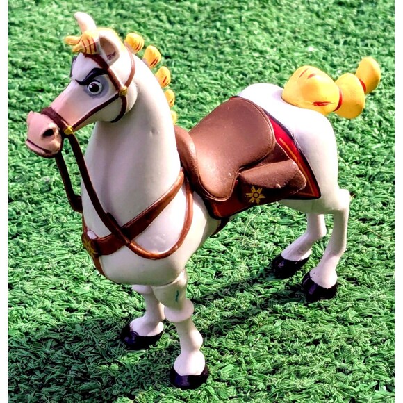 Disney | Toys | Disney Tangled Exclusive Maximus Horse Loose Pvc Cake ...